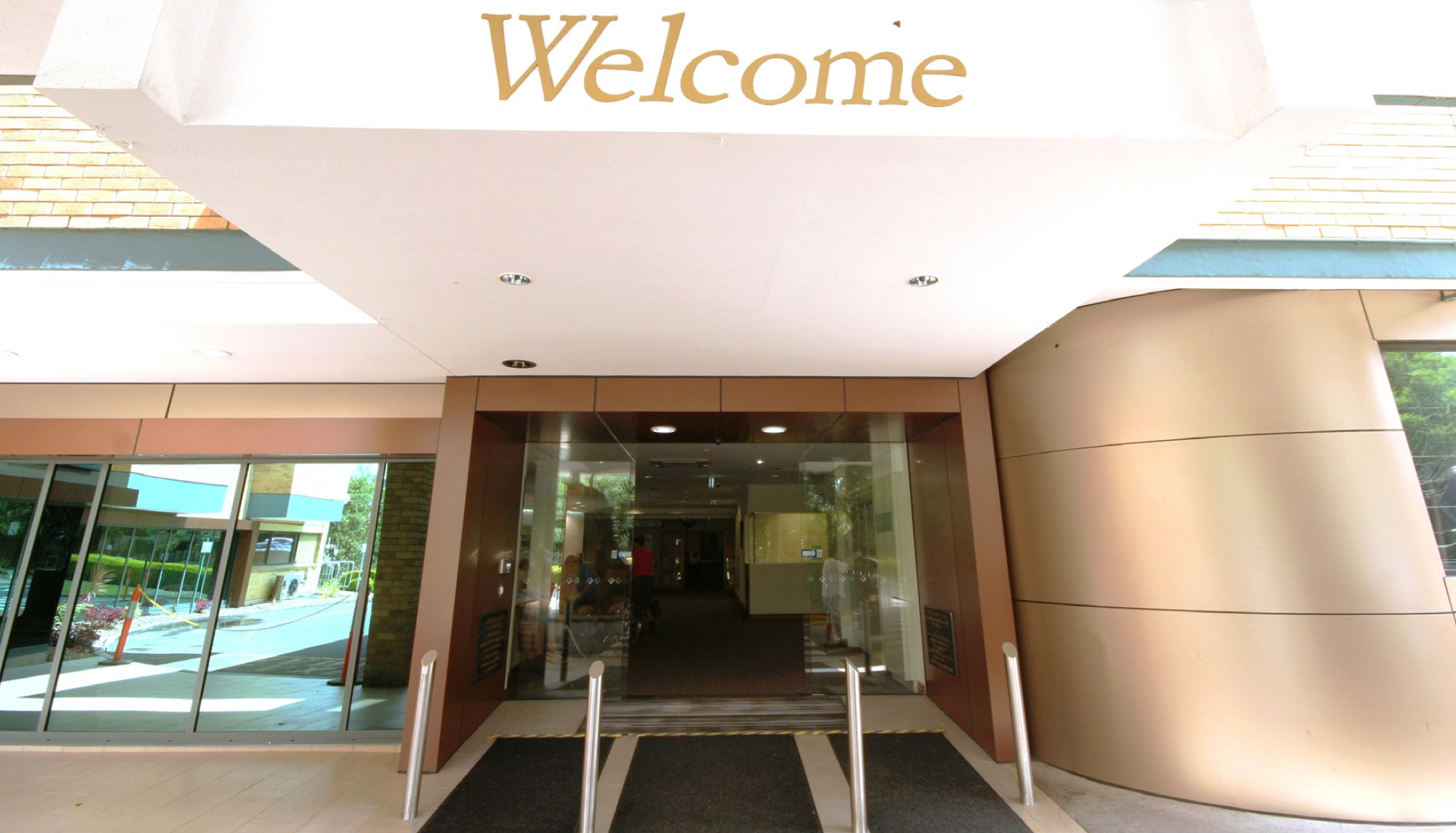 Wesley Hospital - AS4187 Compliance Works - Minicon